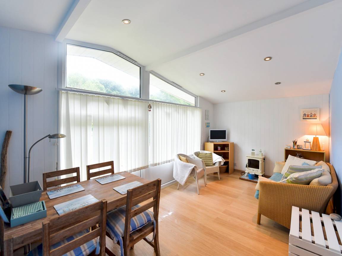56 M² House ∙ 2 Bedrooms ∙ 4 Guests - Langland Bay