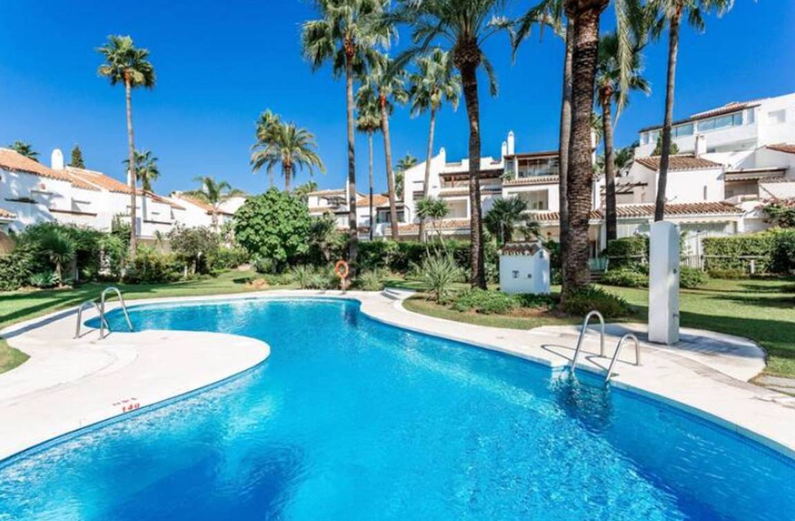 160 M² Apartment ∙ 3 Bedrooms ∙ 6 Guests - Marbella