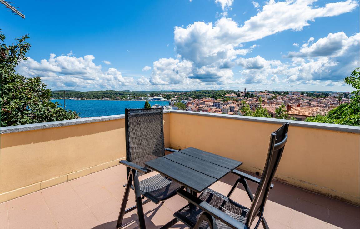 38 M² House ∙ 1 Bedroom ∙ 2 Guests - Bale