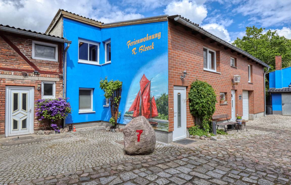 90 M² Ferienwohnung ∙ 2 Schlafzimmer ∙ 6 Gäste - Ribnitz-Damgarten