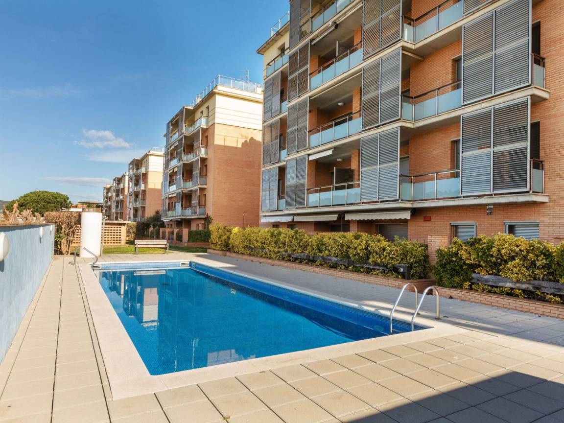 105 M² Huoneisto ∙ 3 Makuuhuonetta ∙ 5 Vierasta - Palamós