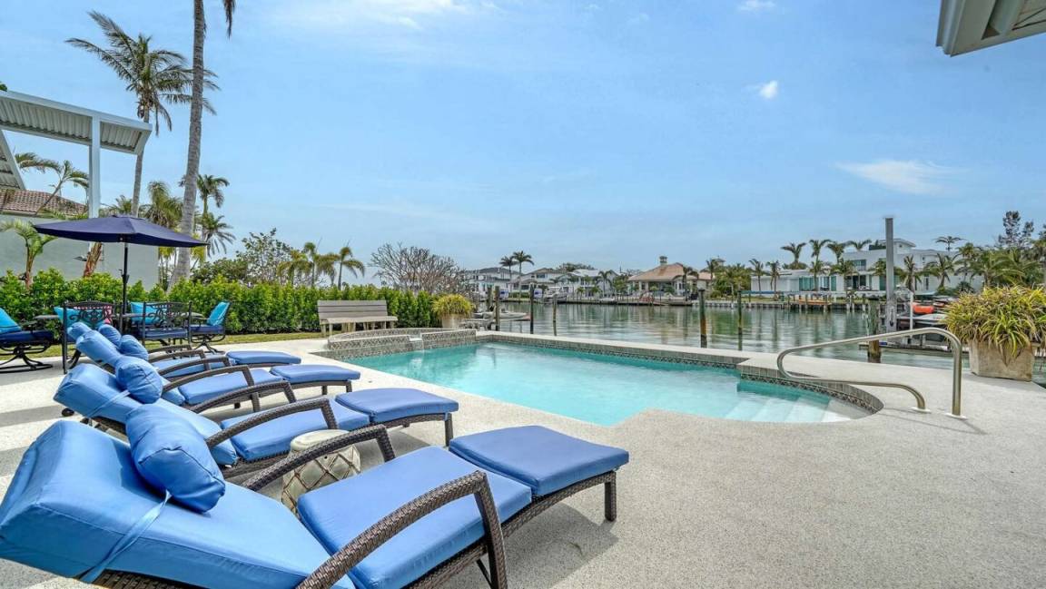 216 M² House ∙ 3 Bedrooms ∙ 8 Guests - Sarasota