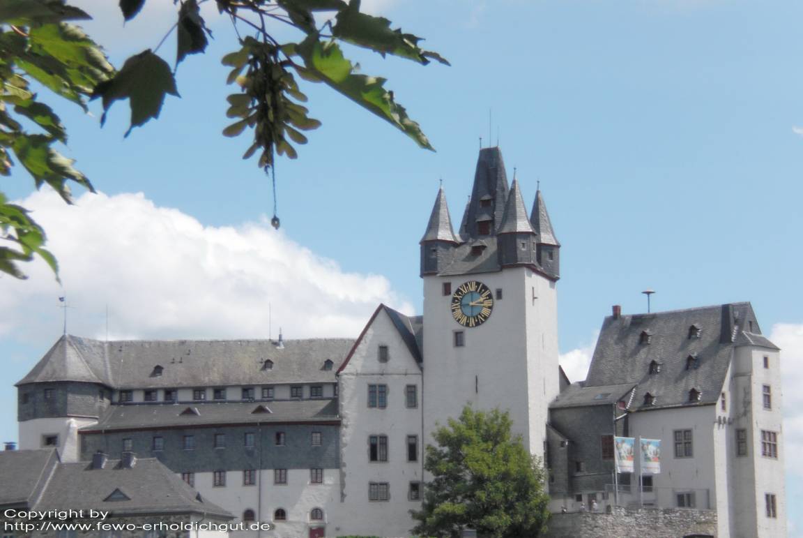 Ferienwohnung ∙ 2 Schlafzimmer ∙ 4 Gäste - Balduinstein