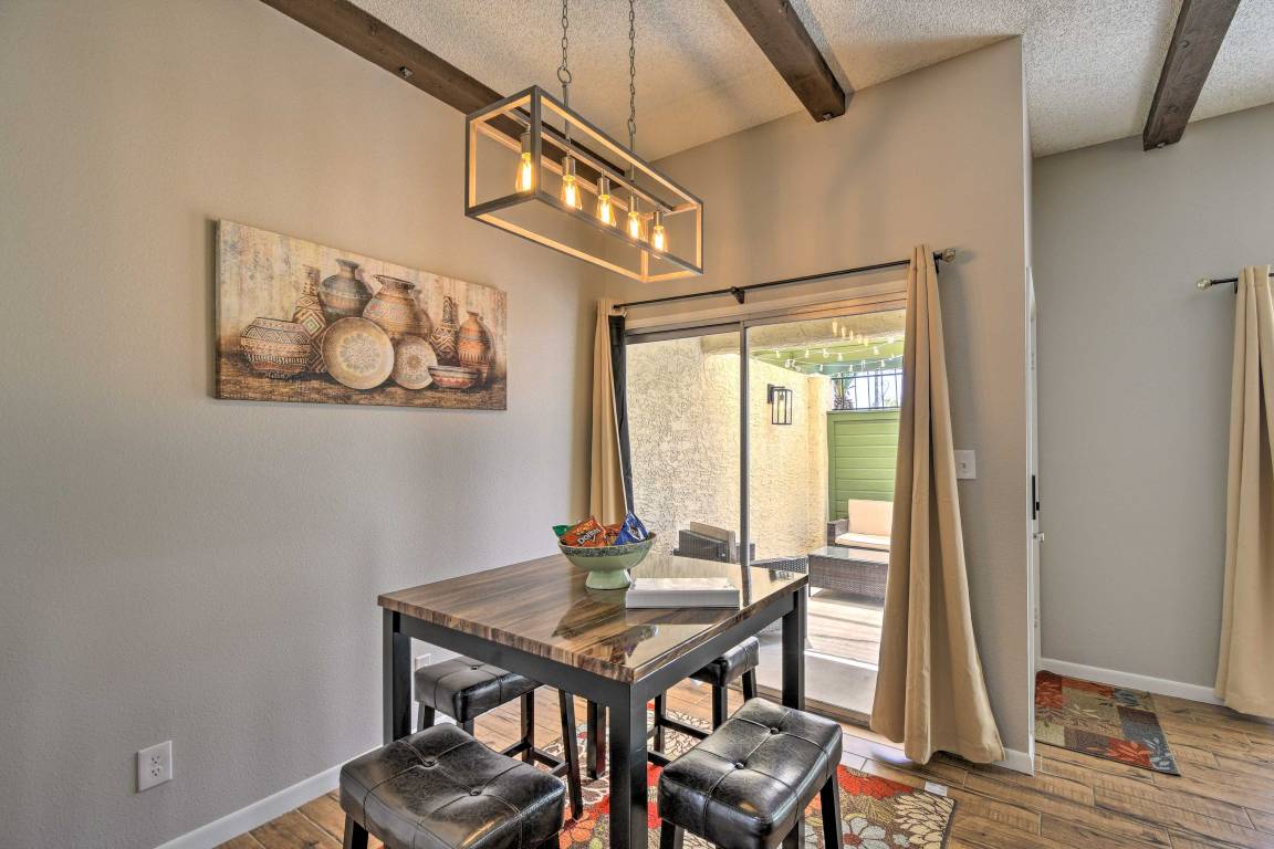 91 M² Apartment ∙ 2 Bedrooms ∙ 4 Guests - Tempe, AZ