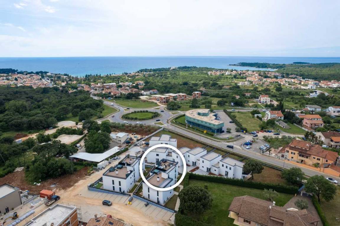 87 M² Apartment ∙ 3 Bedrooms ∙ 6 Guests - Poreč