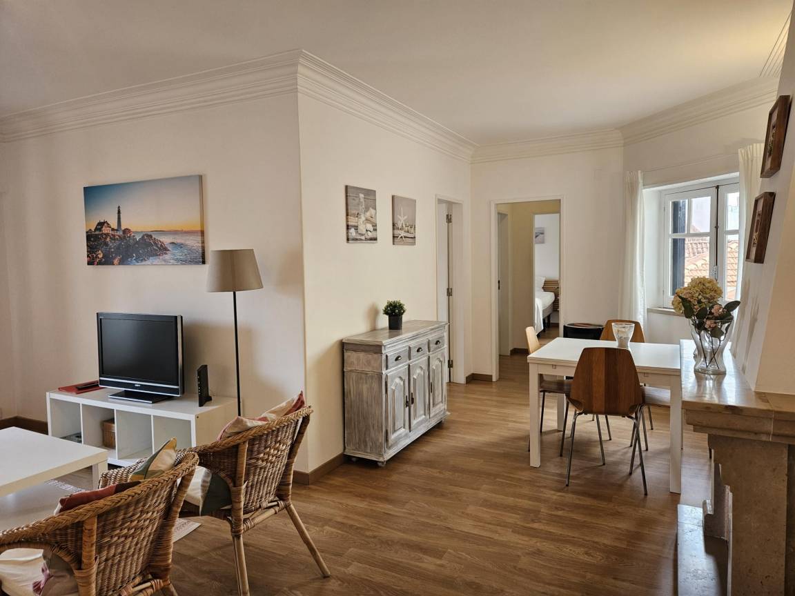 90 M² Apartamento ∙ 2 Quartos ∙ 6 Hóspedes - Cascais