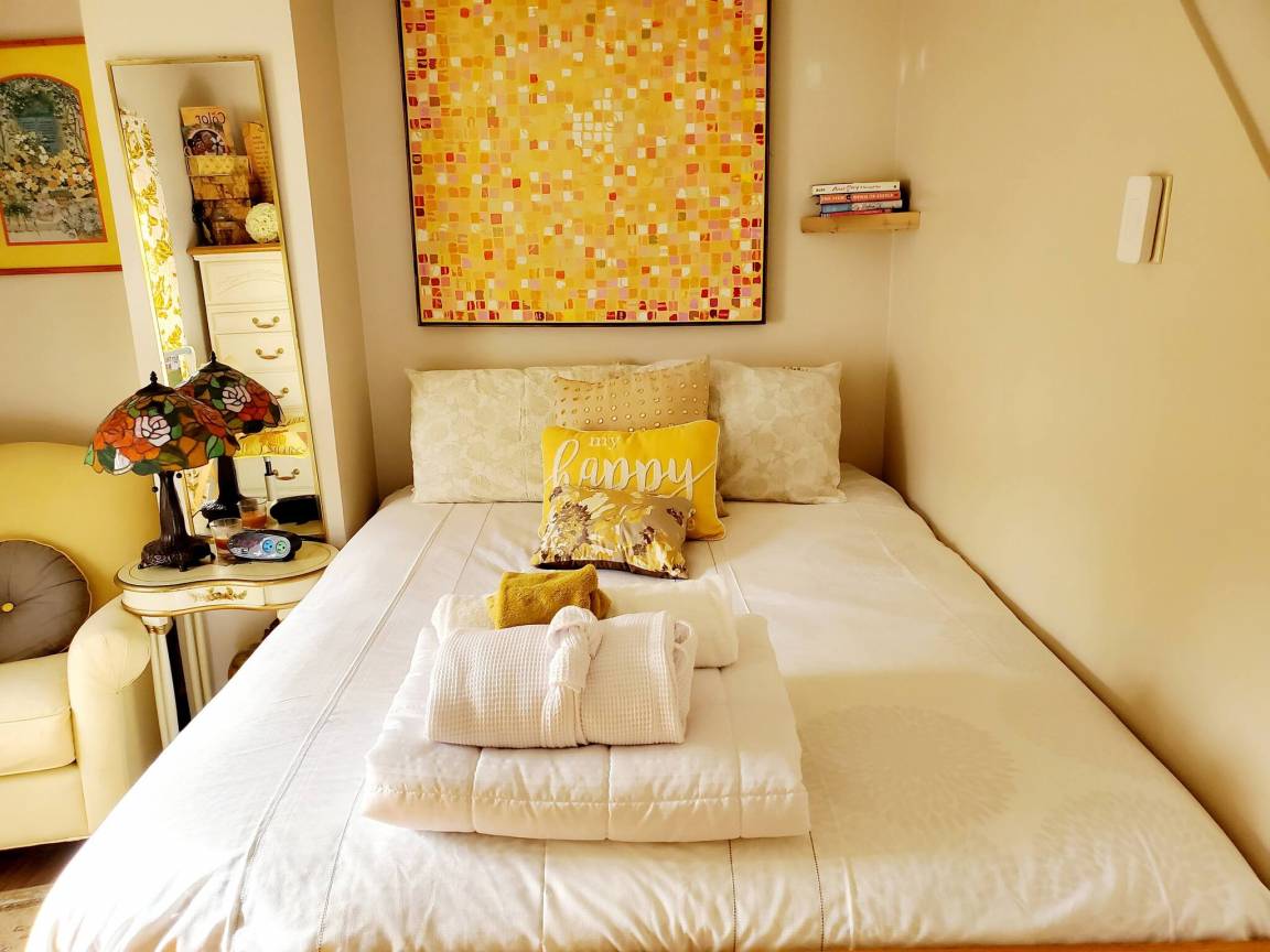 Private Room ∙ 1 Bedroom ∙ 2 Guests - Wallingford, CT