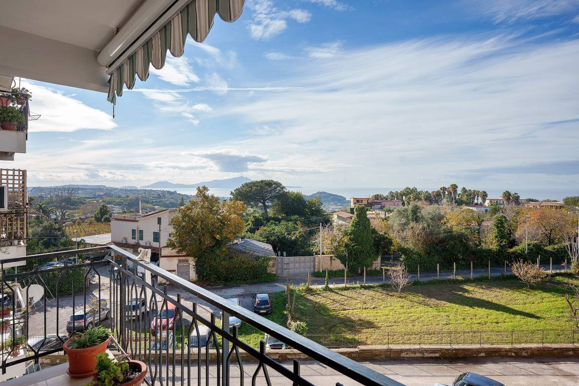 90 M² Appartamento Vacanza ∙ 2 Camere Da Letto ∙ 4 Ospiti - Bacoli