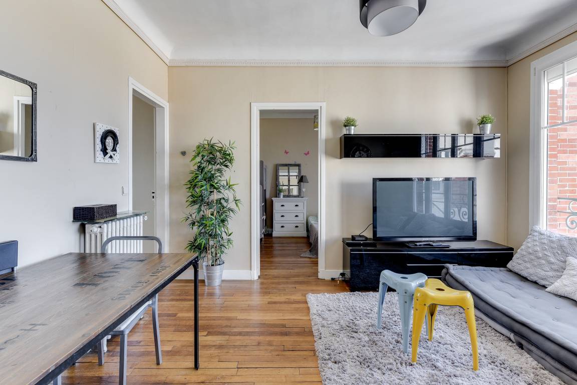 65 M² Apartment ∙ 2 Bedrooms ∙ 8 Guests - Saint-Denis, France