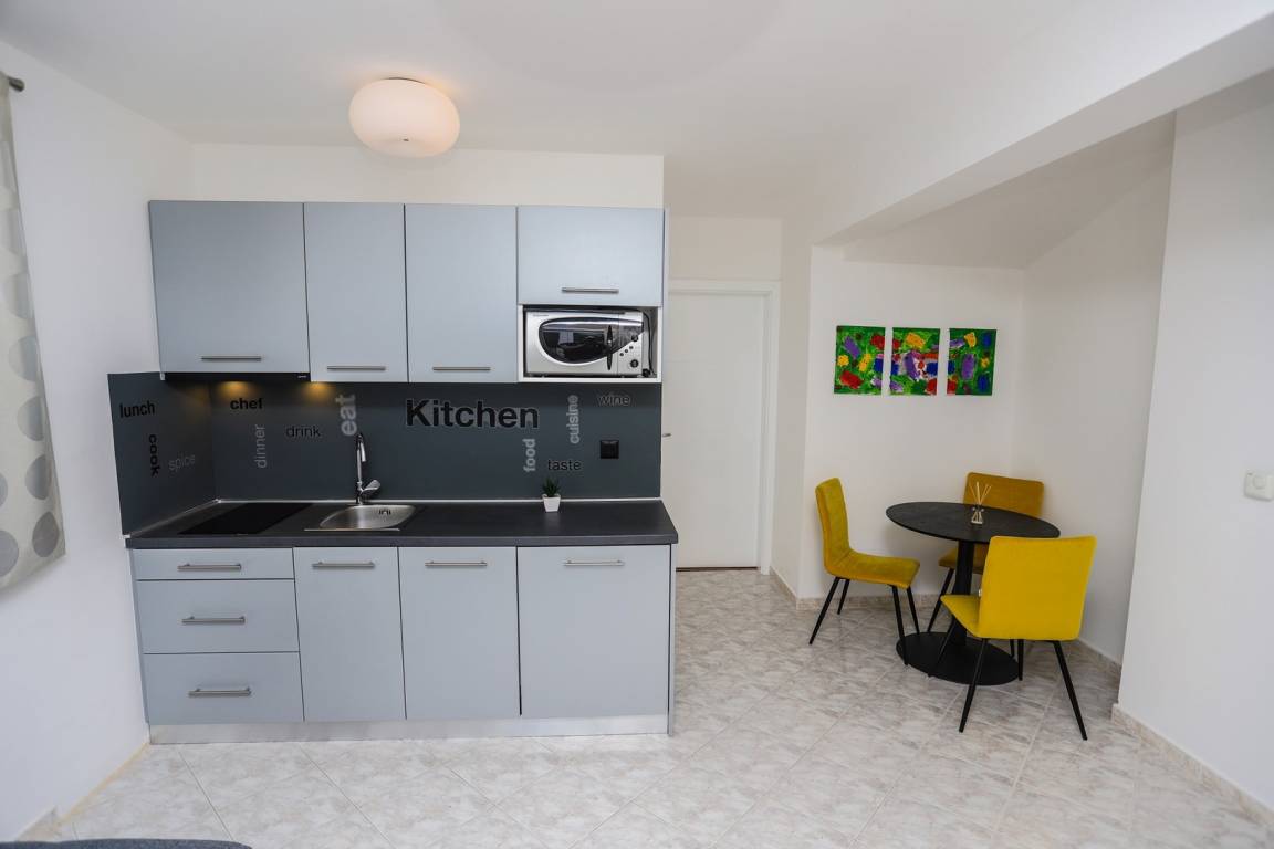 41 M² Appartamento Vacanza ∙ 1 Camera Da Letto ∙ 3 Ospiti - Parenzo