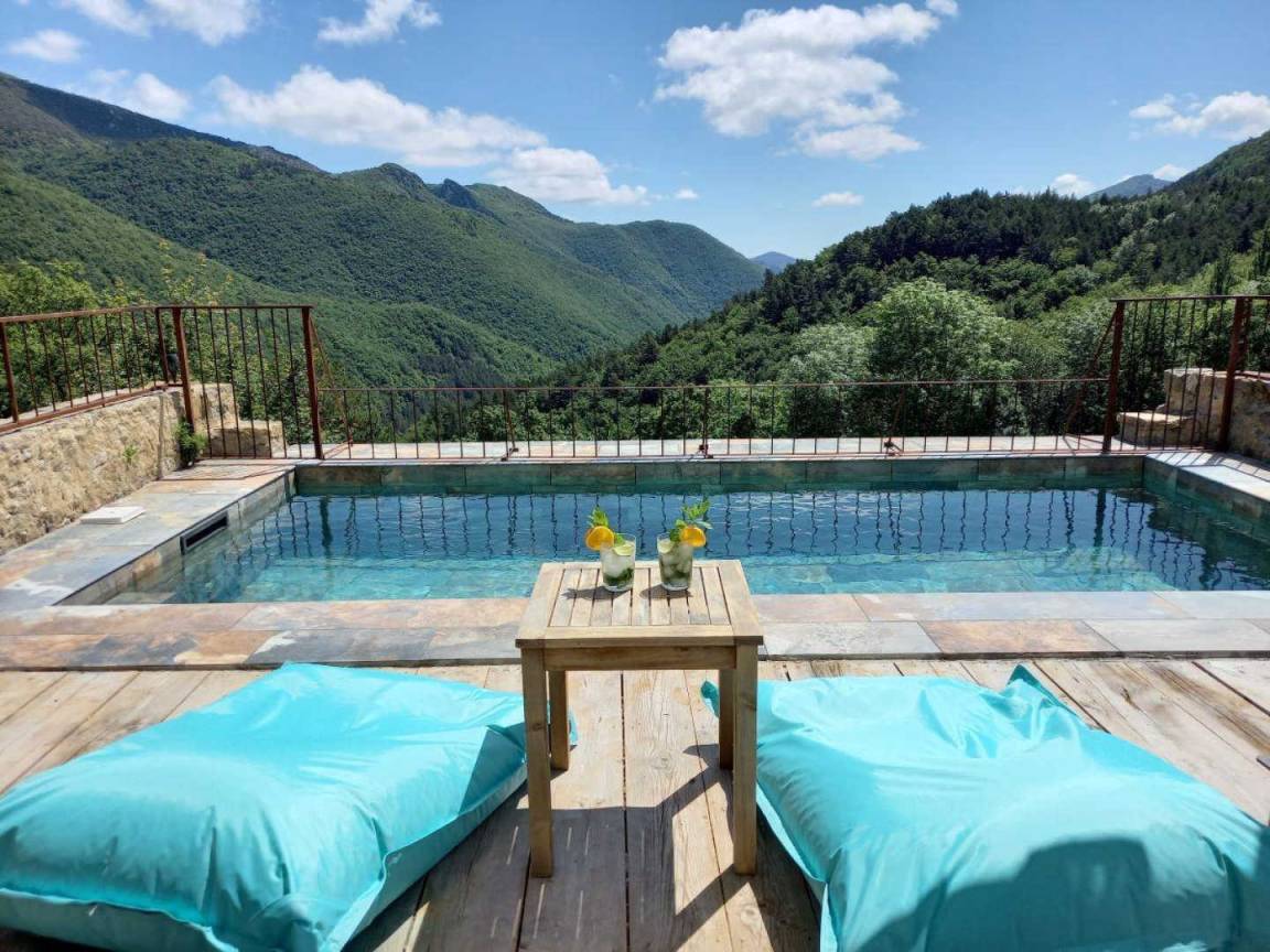 120 M² Gîte ∙ 4 Chambres ∙ 15 Personnes - Quillan