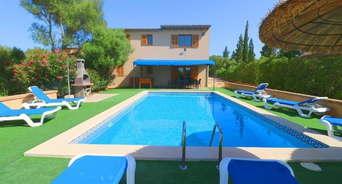 192 M² Maison De Vacances ∙ 4 Chambres ∙ 7 Personnes - Santanyí