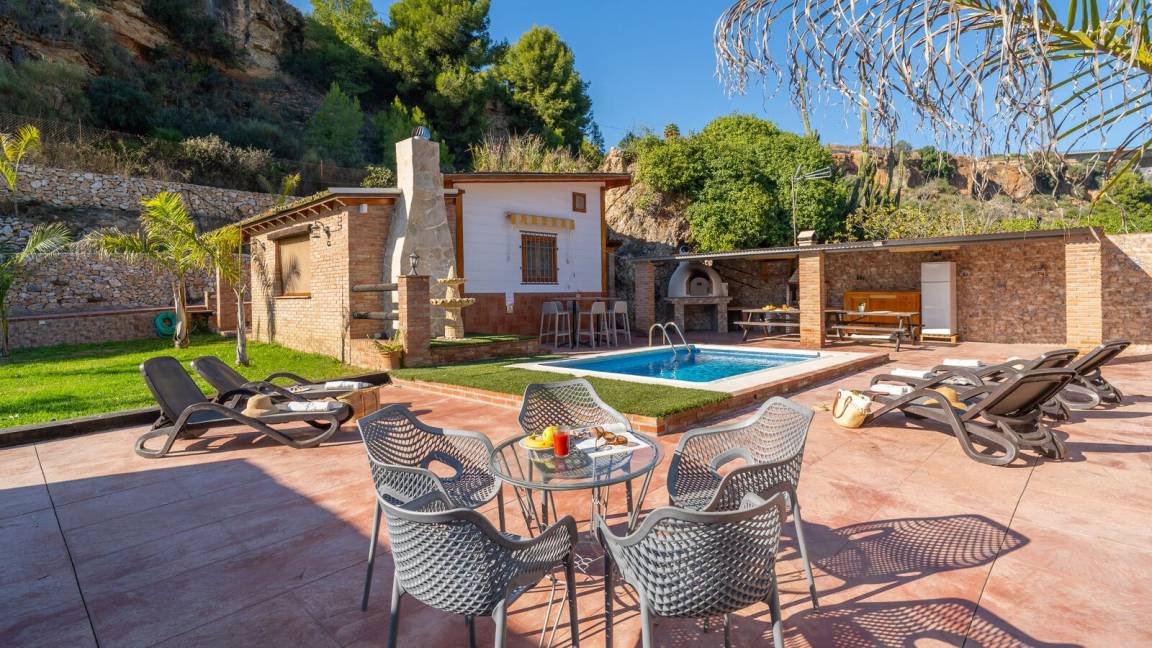 110 M² Maison De Vacances ∙ 3 Chambres ∙ 5 Personnes - Nerja
