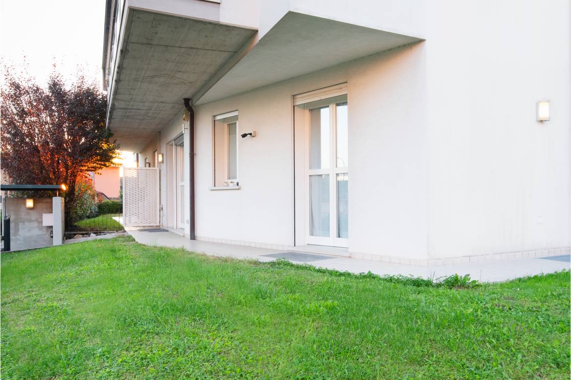 65 M² Appartamento Vacanza ∙ 2 Camere Da Letto ∙ 4 Ospiti - Sorisole