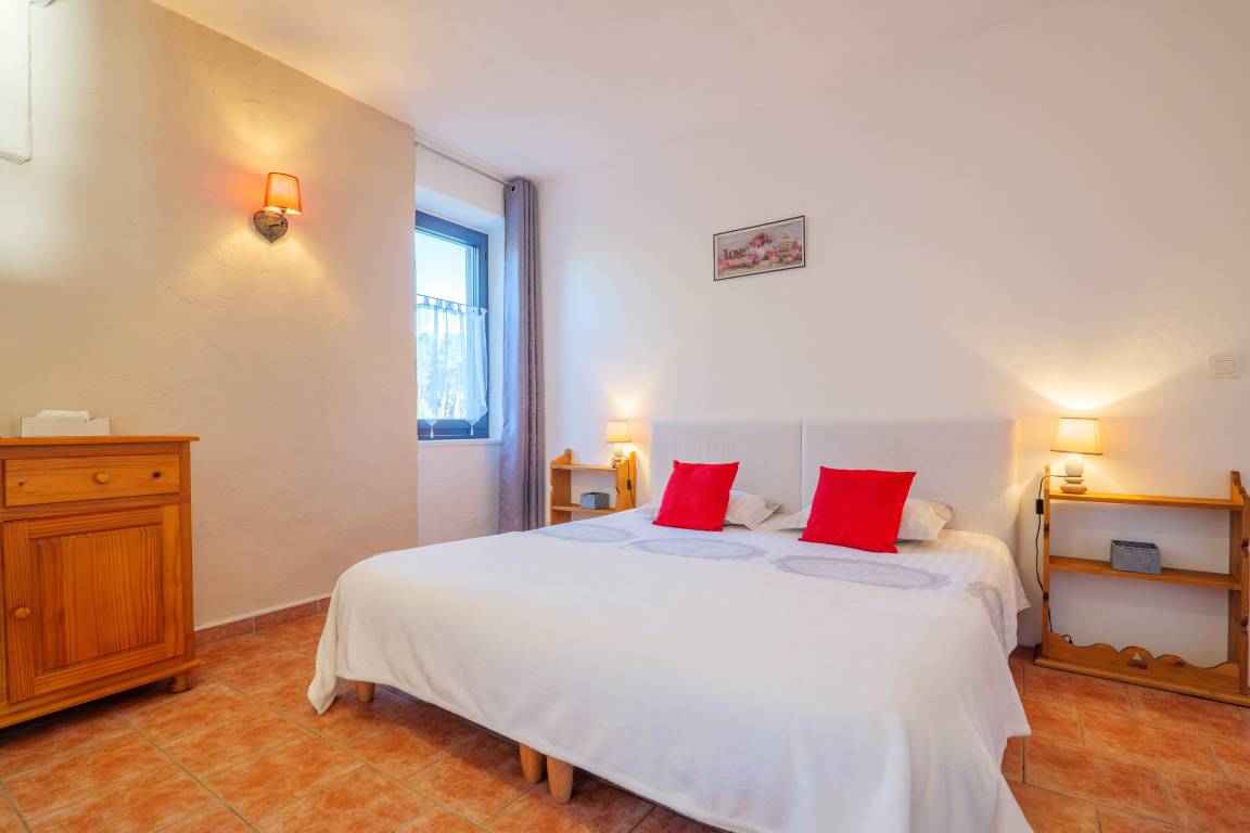 16 M² Chambre D'hôtes ∙ 1 Chambre ∙ 2 Personnes - Ruoms