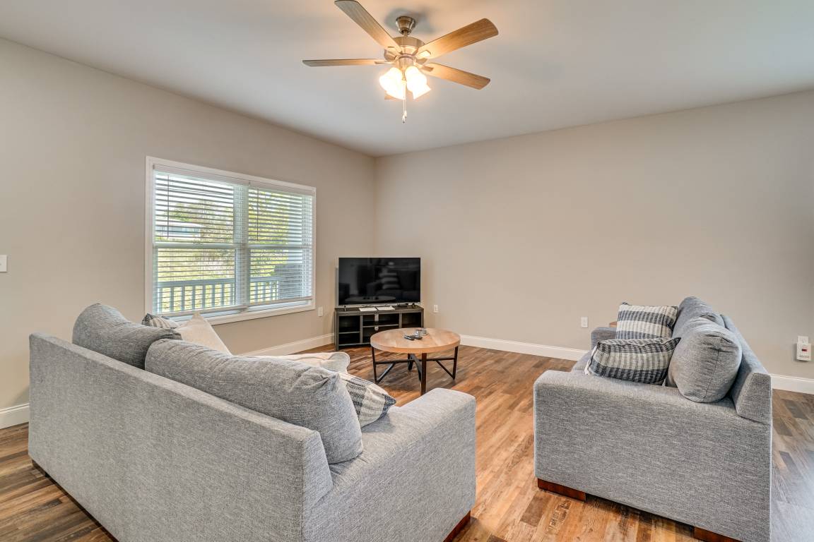 130 M² Talo ∙ 3 Makuuhuonetta ∙ 6 Vierasta - Crossville, TN
