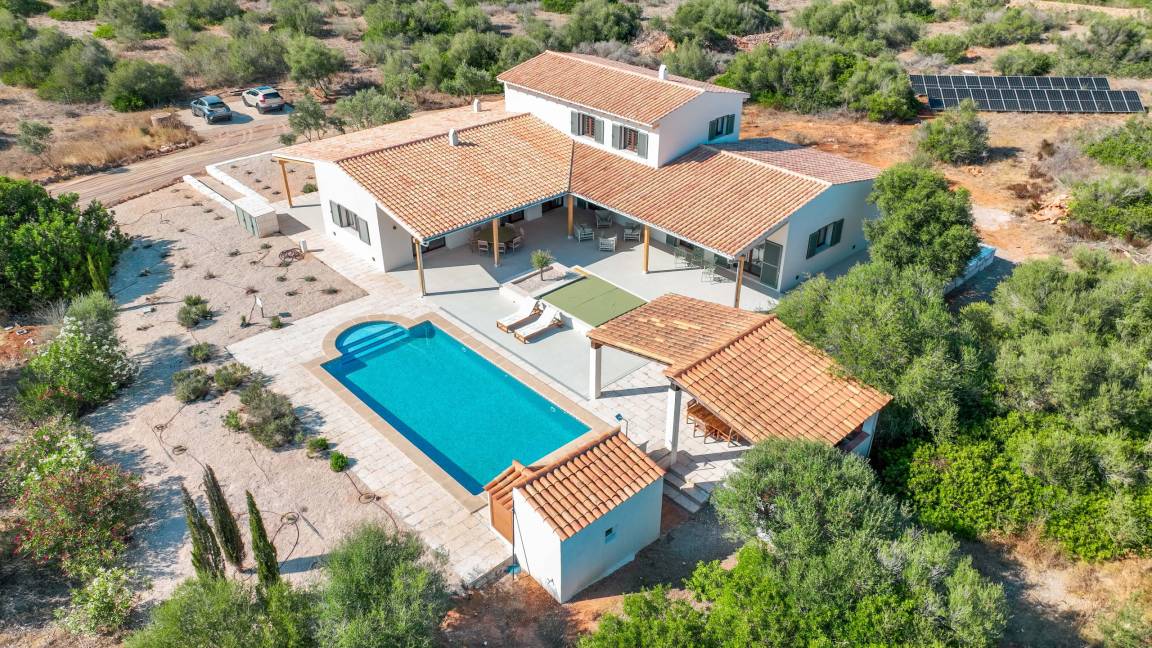 474 M² Villa ∙ 4 Bedrooms ∙ 8 Guests - Ses Salines