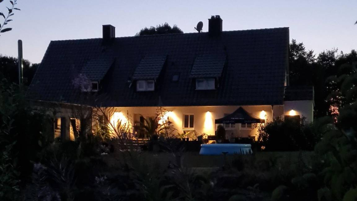 62 M² Ferienwohnung ∙ 1 Schlafzimmer ∙ 2 Gäste - Hachenburg