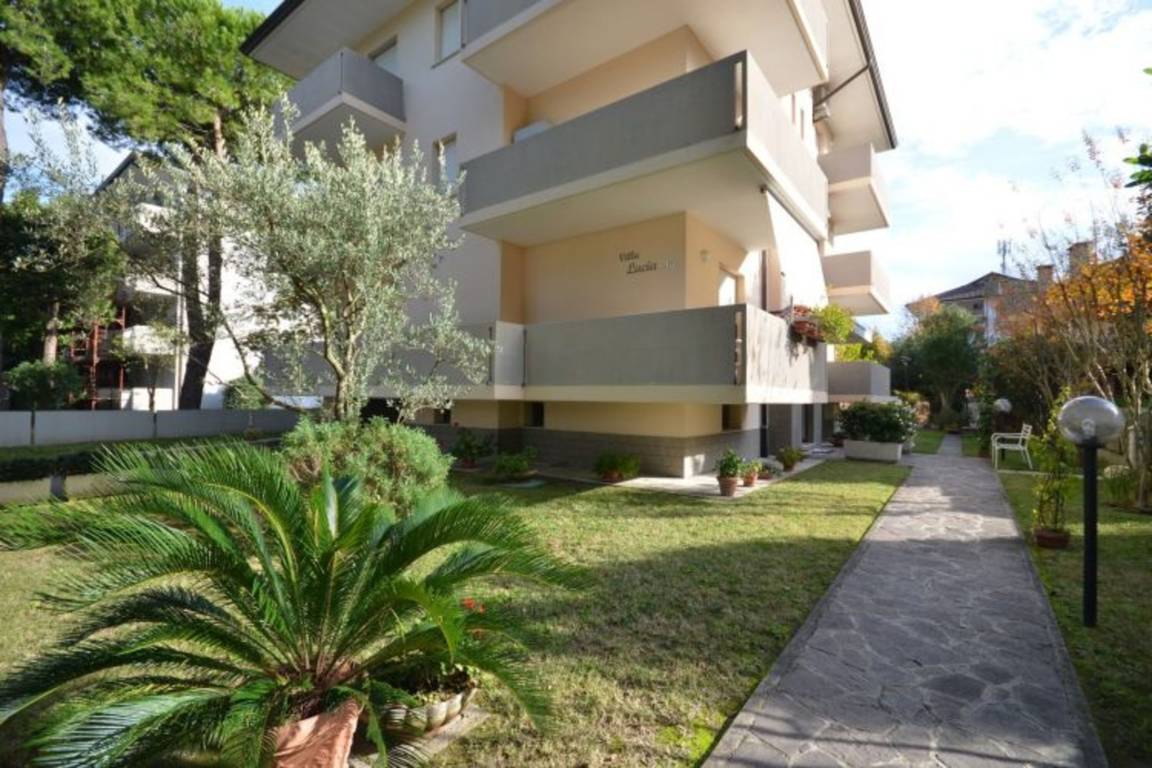 45 M² Appartement ∙ 2 Slaapkamers ∙ 5 Gasten - Lignano Sabbiadoro