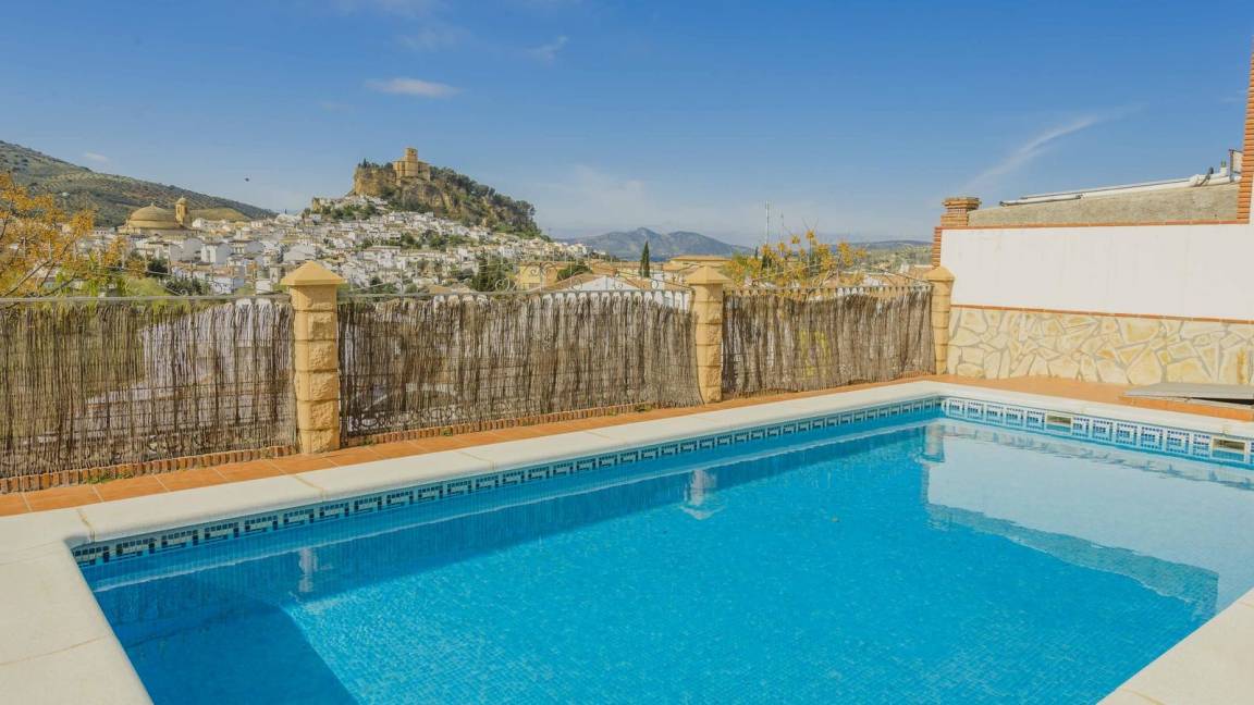 70 M² Maison De Vacances ∙ 3 Chambres ∙ 8 Personnes - Montefrío