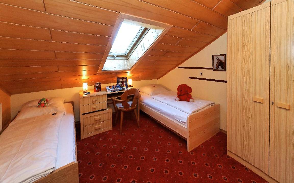 50 M² Ferienwohnung ∙ 2 Schlafzimmer ∙ 4 Gäste - Frauenau