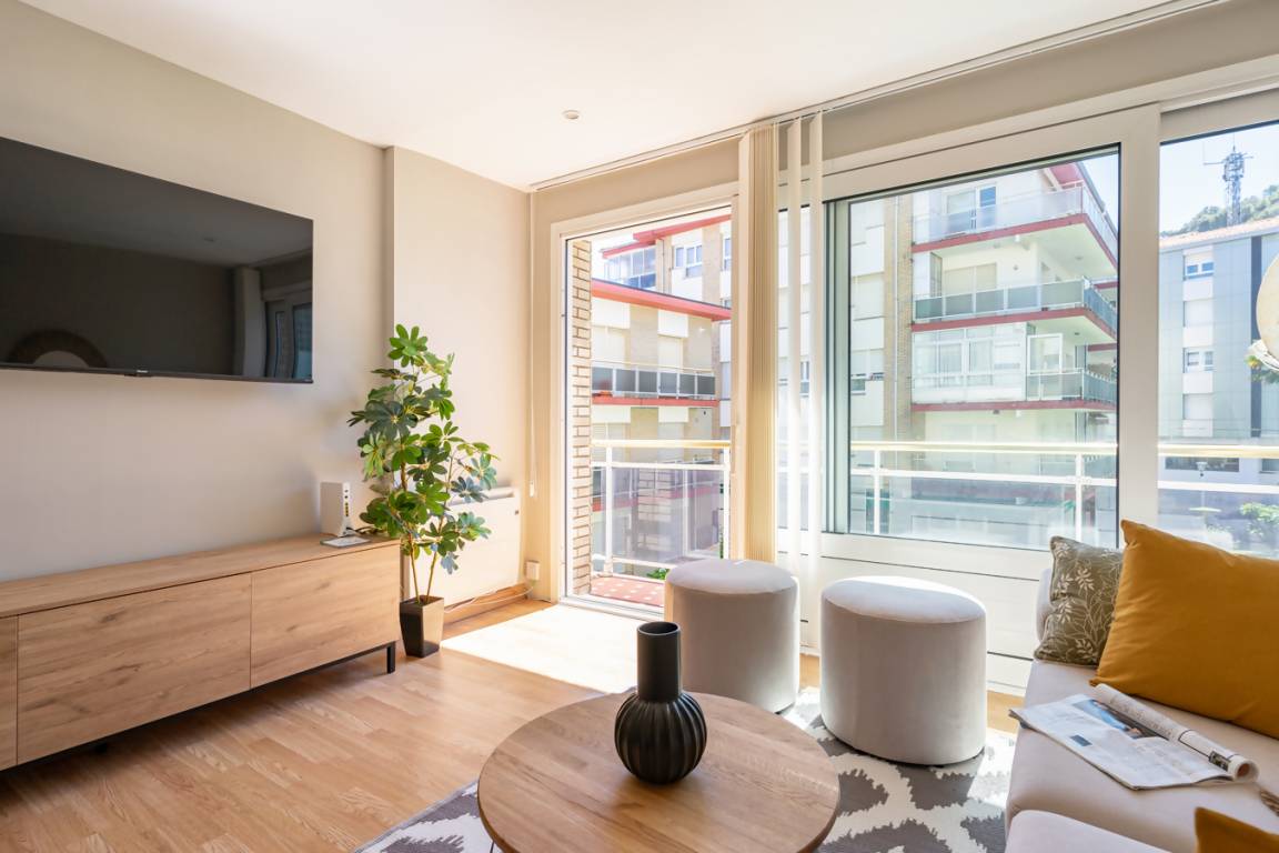 90 M² Apartamento ∙ 3 Habitaciones ∙ 6 Huéspedes - Ribadesella