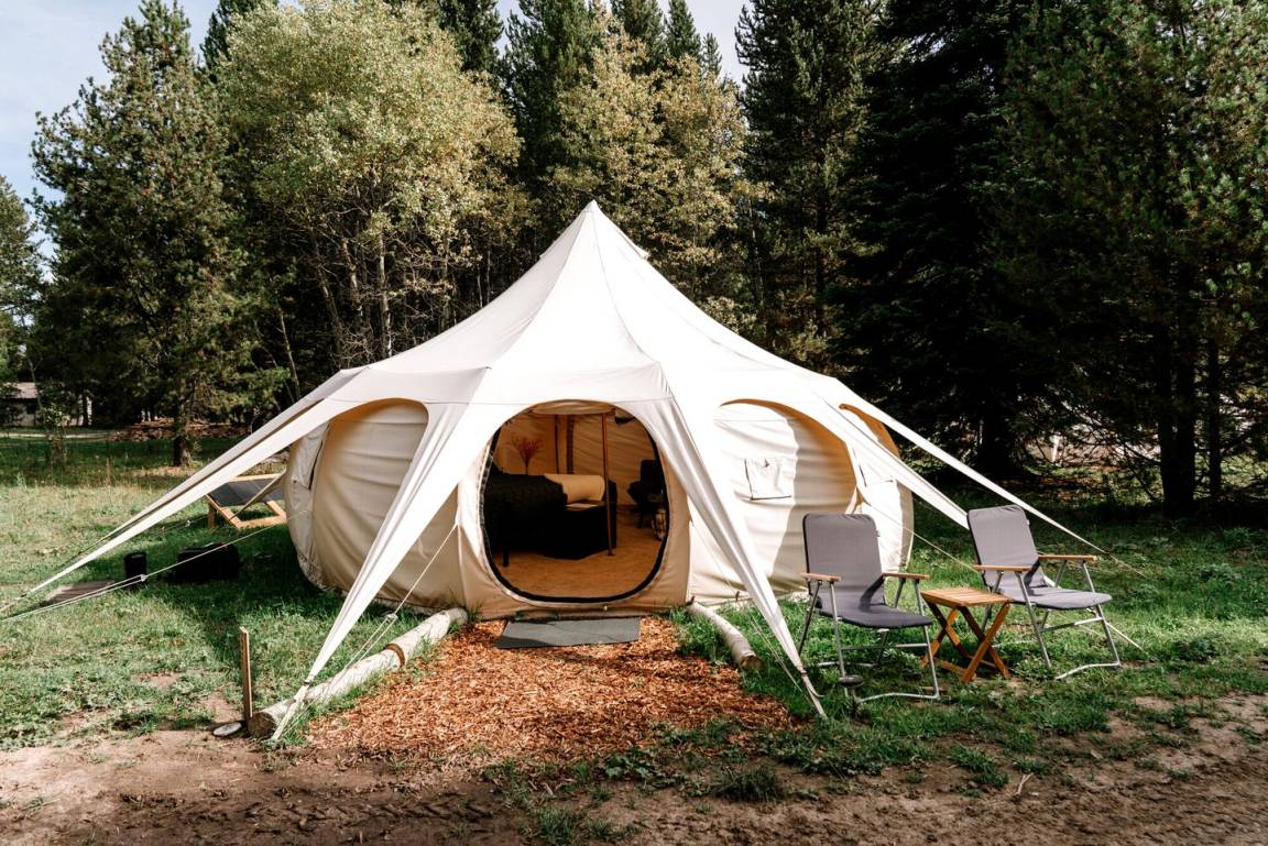 Camping ∙ 1 Chambre ∙ 5 Personnes - Island Park, ID