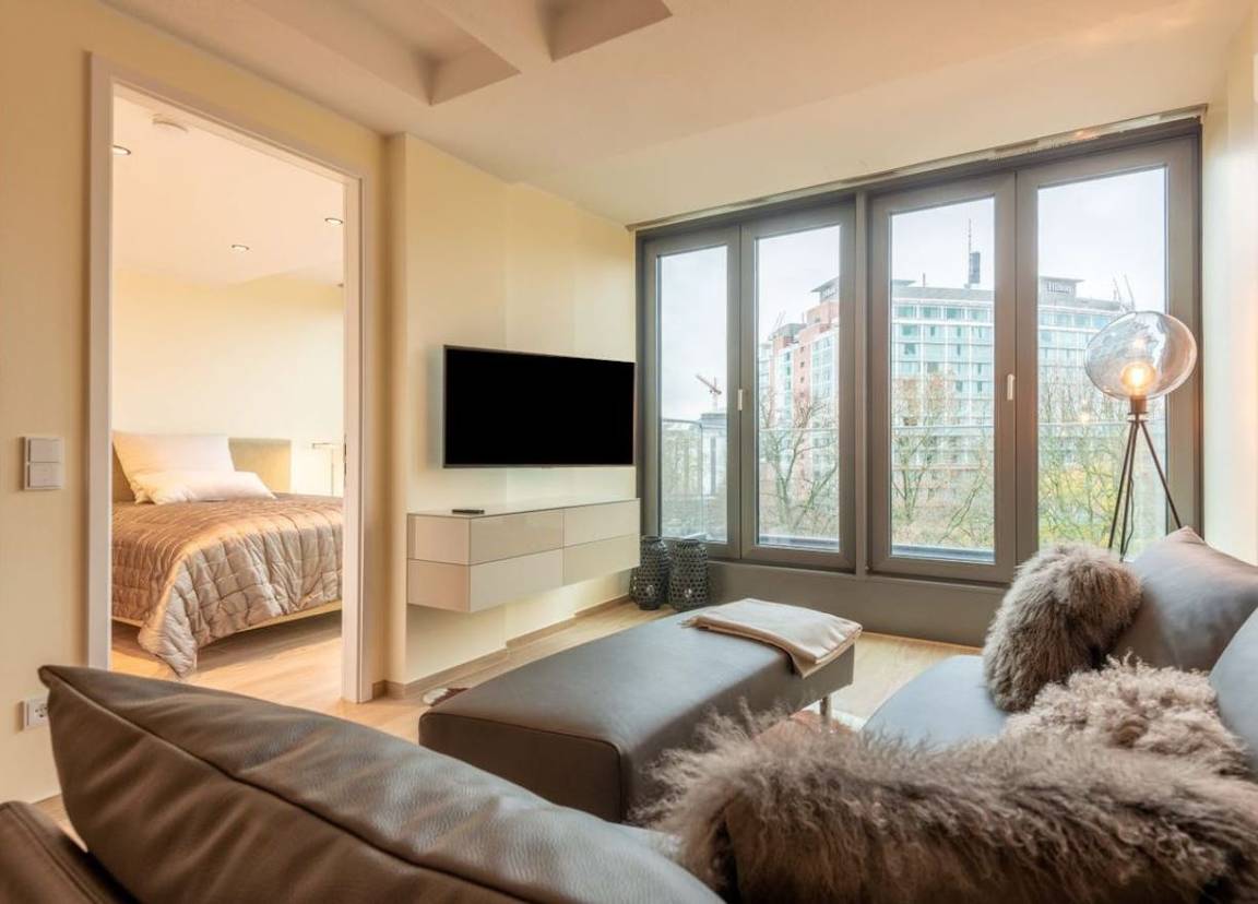 65 M² Apartment ∙ 1 Bedroom ∙ 1 Guest - Frankfurt