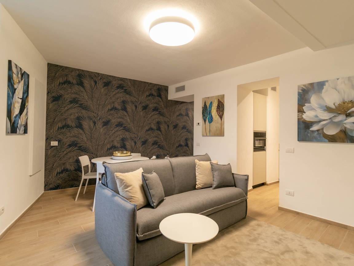 42 M² Apartment ∙ 2 Guests - Lecco