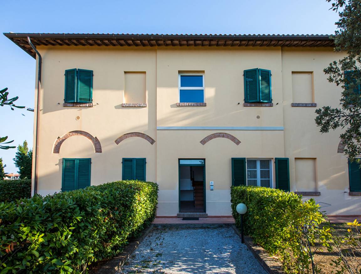 85 M² Ferienhaus ∙ 2 Schlafzimmer ∙ 6 Gäste - Cecina