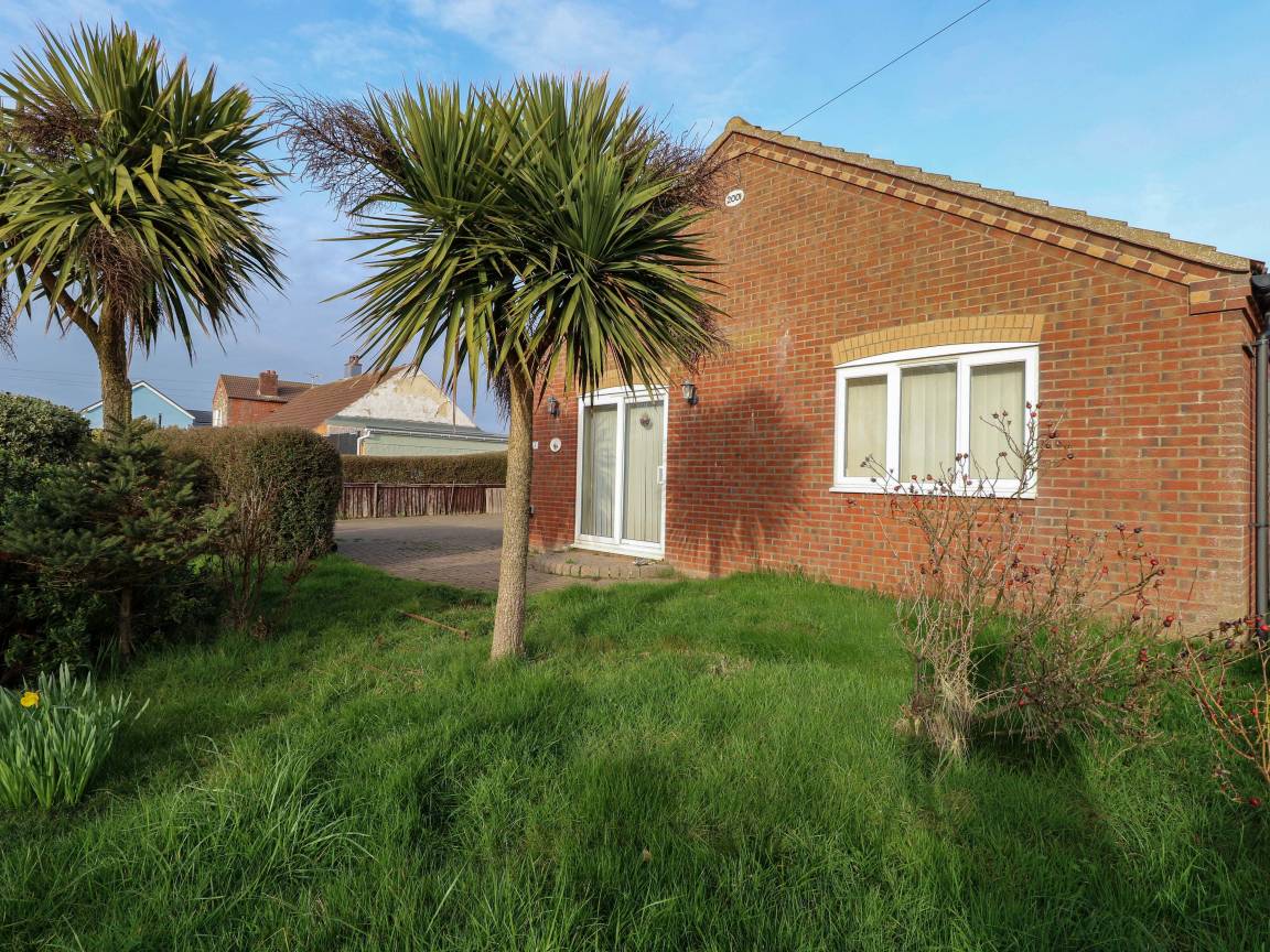 Cottage ∙ 3 Bedrooms ∙ 6 Guests - Sea Palling