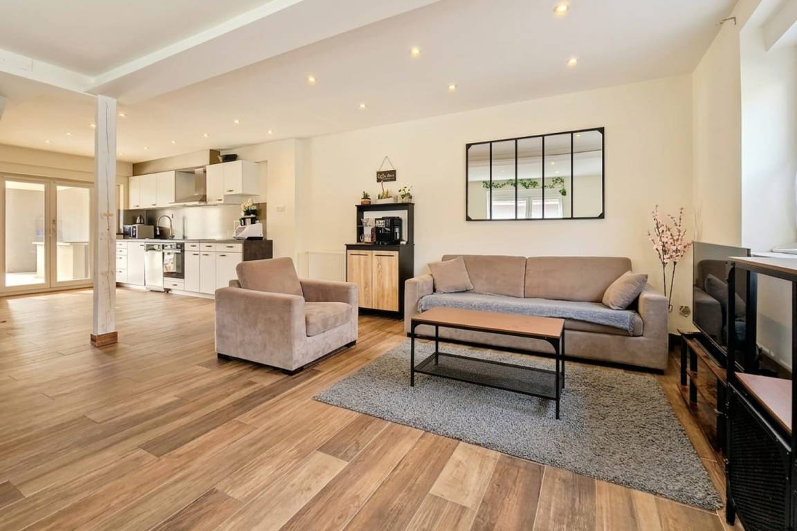 180 M² Maison De Vacances ∙ 4 Chambres ∙ 7 Personnes - Brumath