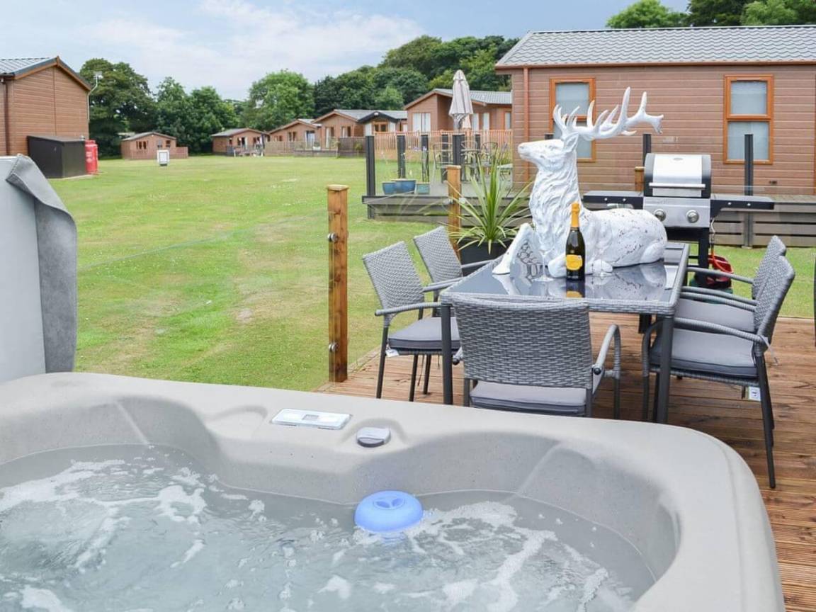 75 M² Lodge ∙ 2 Bedrooms ∙ 6 Guests - 