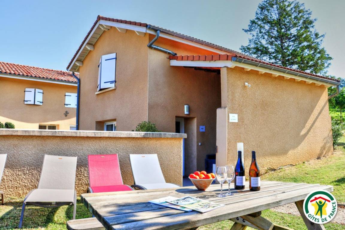 45 M² Gîte ∙ 2 Bedrooms ∙ 4 Guests - Chantemerle