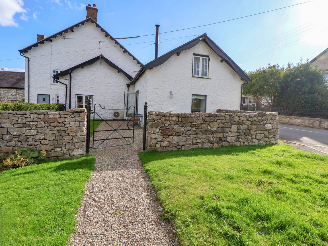 Cottage ∙ 2 Bedrooms ∙ 4 Guests - Ruthin
