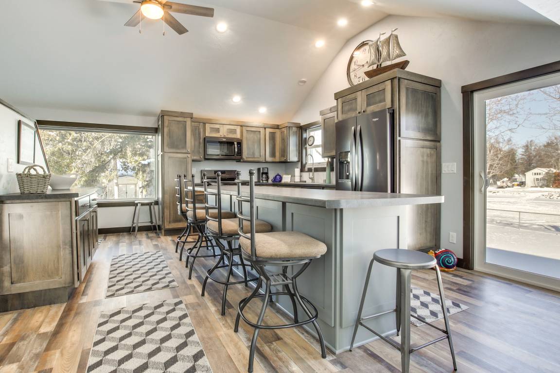 111 M² House ∙ 4 Bedrooms ∙ 10 Guests - Door County, WI