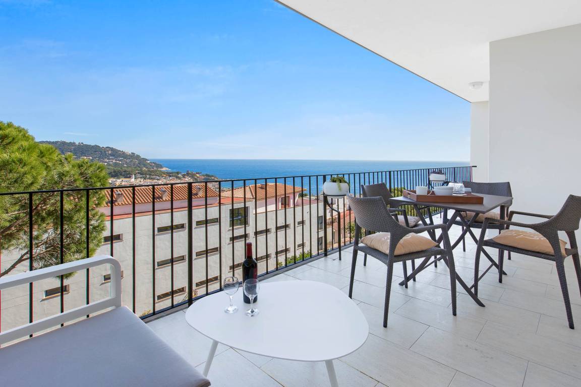 100 M² Appartamento Vacanza ∙ 3 Camere Da Letto ∙ 6 Ospiti - Tamariu