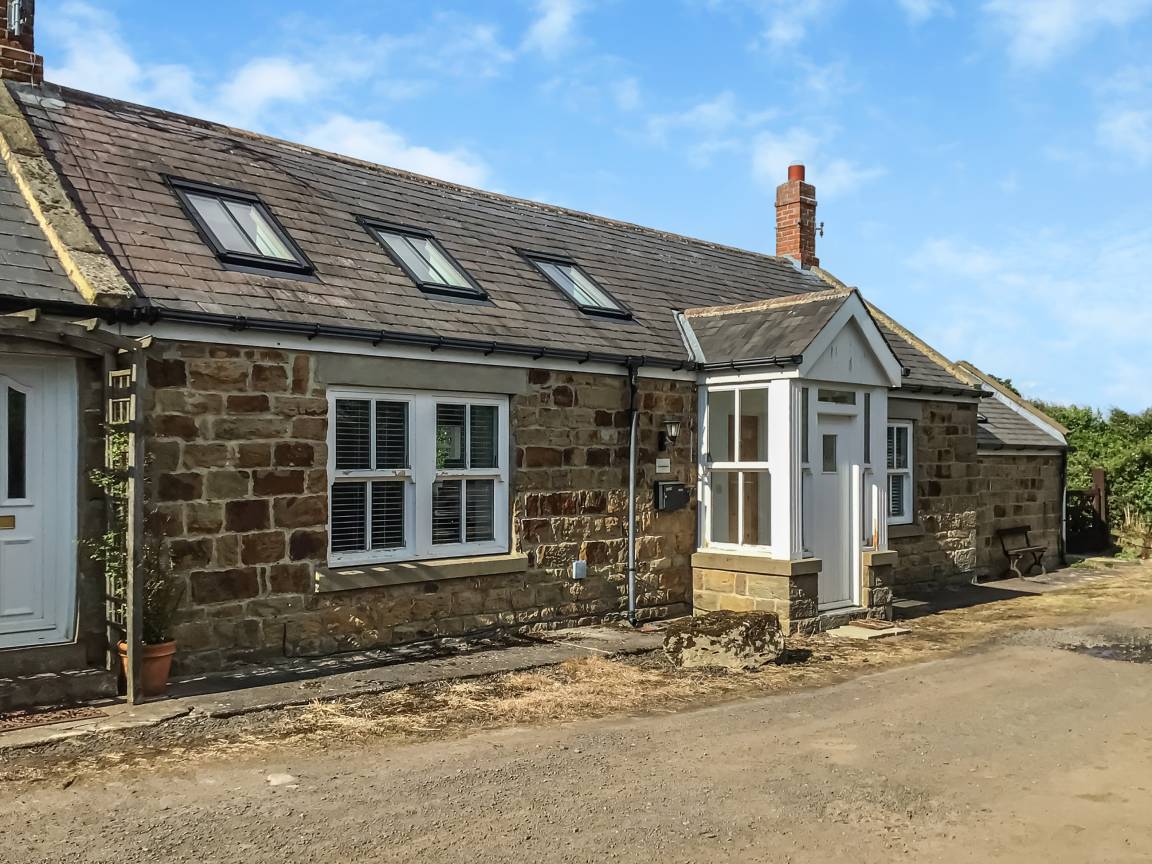 Cottage ∙ 2 Bedrooms ∙ 4 Guests - Morpeth