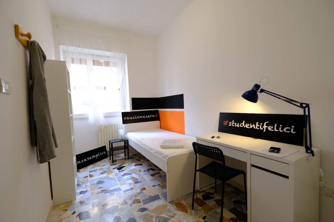 150 M² Chambre Privée ∙ 1 Chambre ∙ 5 Personnes - Sassari