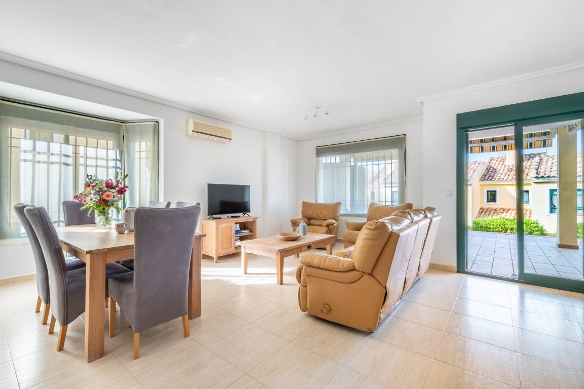 100 M² Appartement ∙ 2 Slaapkamers ∙ 4 Gasten - Pilar de la Horadada