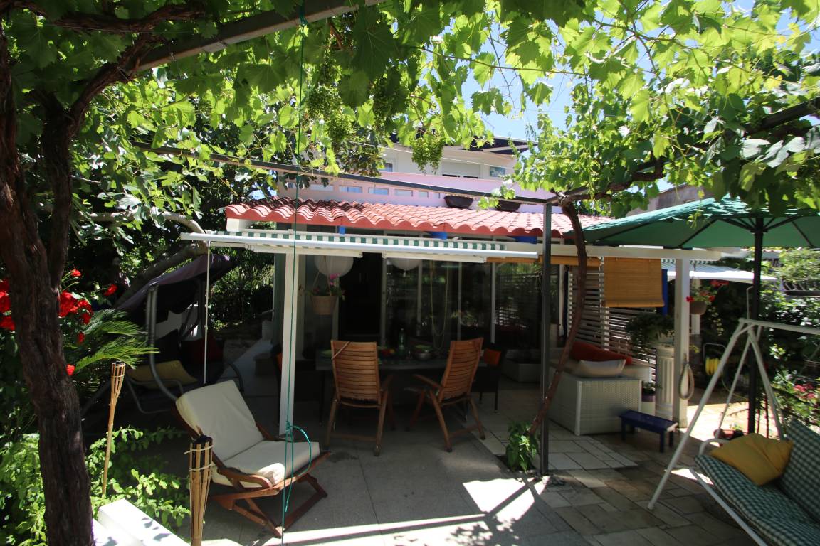 90 M² House ∙ 3 Bedrooms ∙ 5 Guests - Hvar