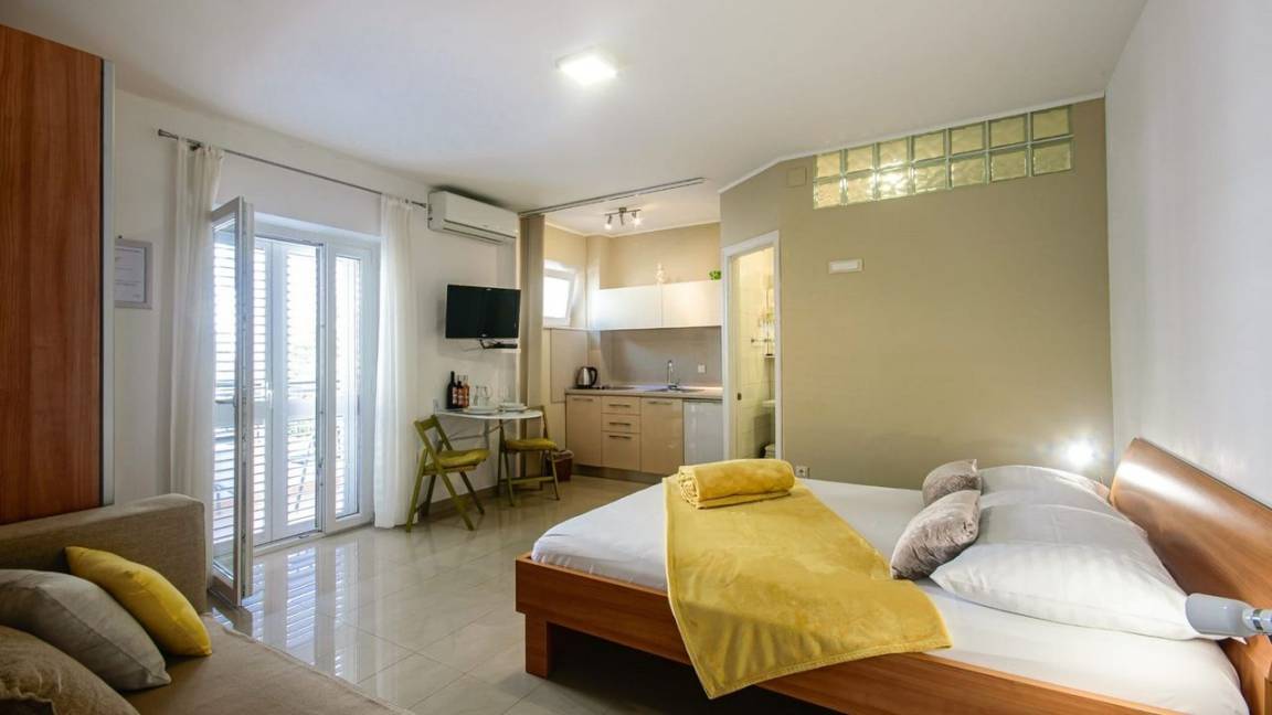 27 M² Hotel ∙ 1 Bedroom ∙ 2 Guests - Makarska