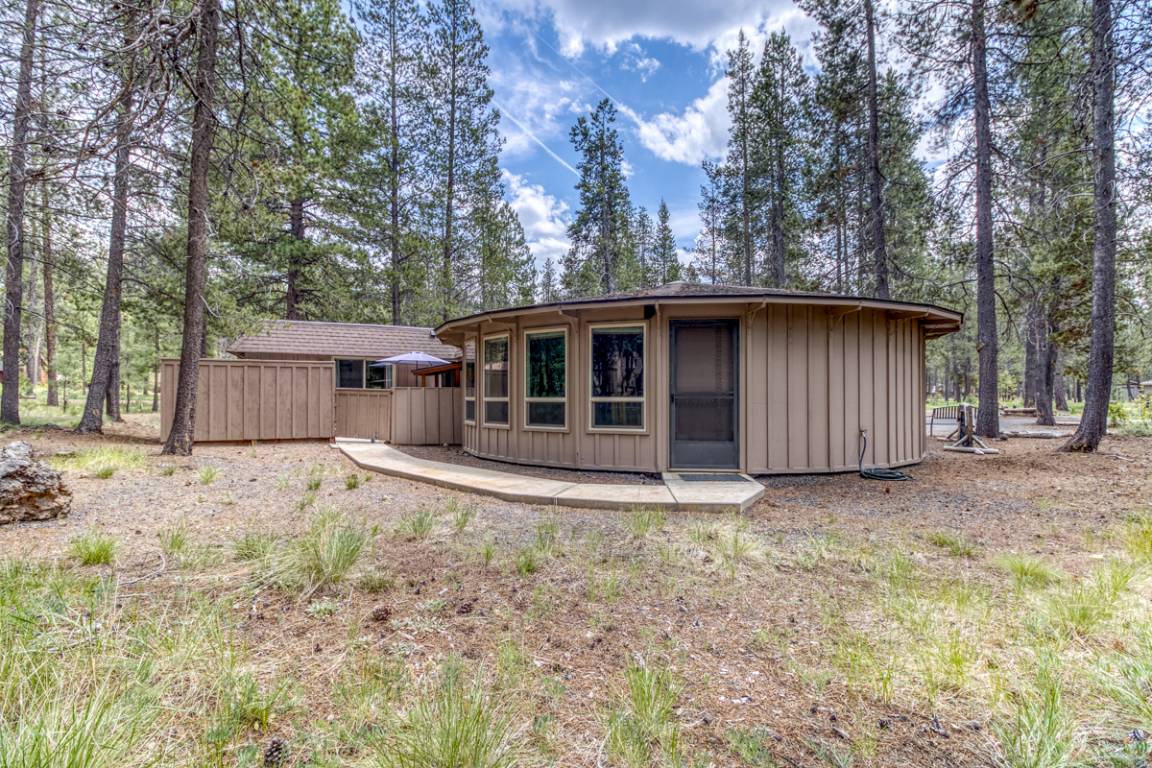 149 M² House ∙ 3 Bedrooms ∙ 9 Guests - Sunriver, OR