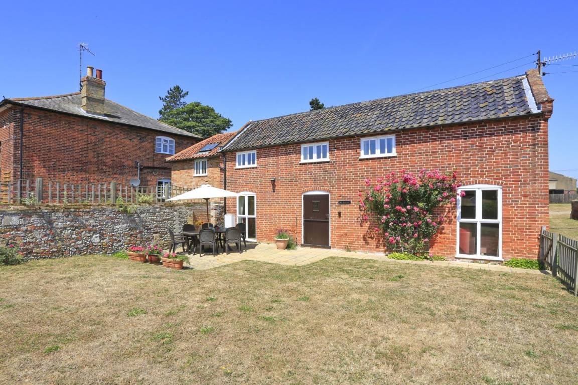 Cottage ∙ 3 Bedrooms ∙ 5 Guests - Saxmundham
