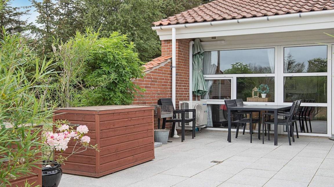 65 M² Ferienhaus ∙ 2 Schlafzimmer ∙ 4 Gäste - Blåvand
