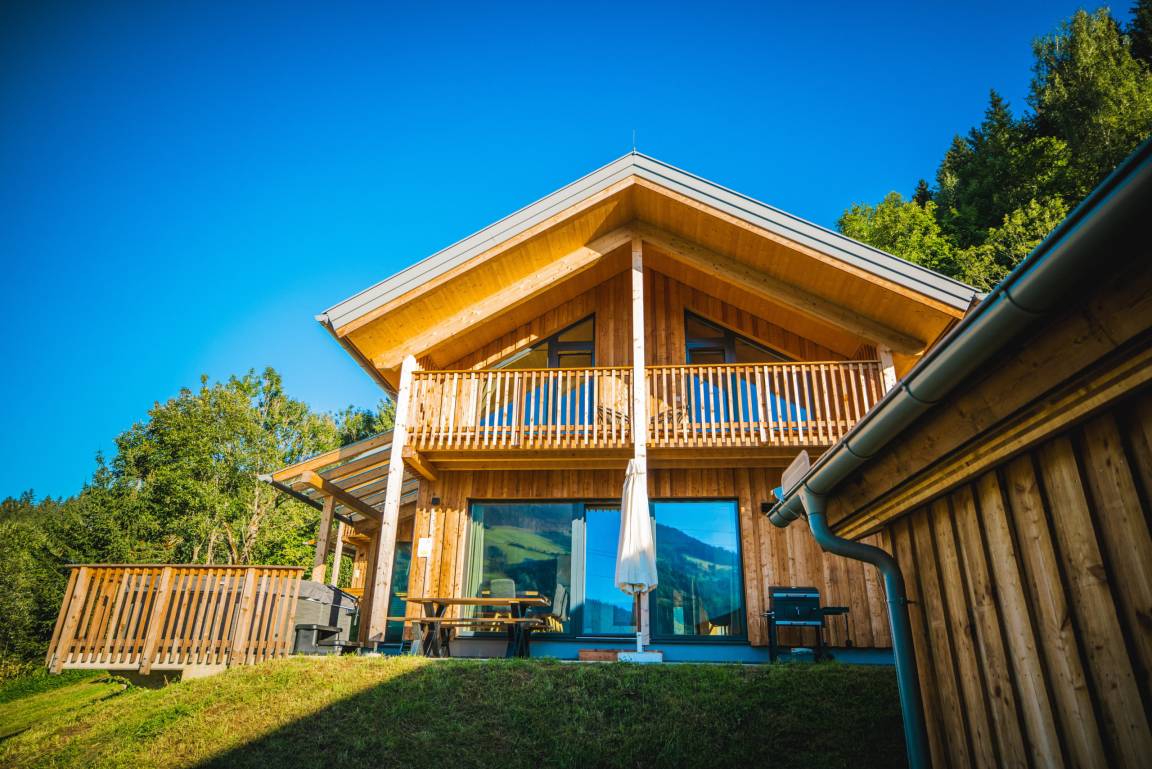 135 M² Chalet ∙ 4 Bedrooms ∙ 9 Guests - Murau