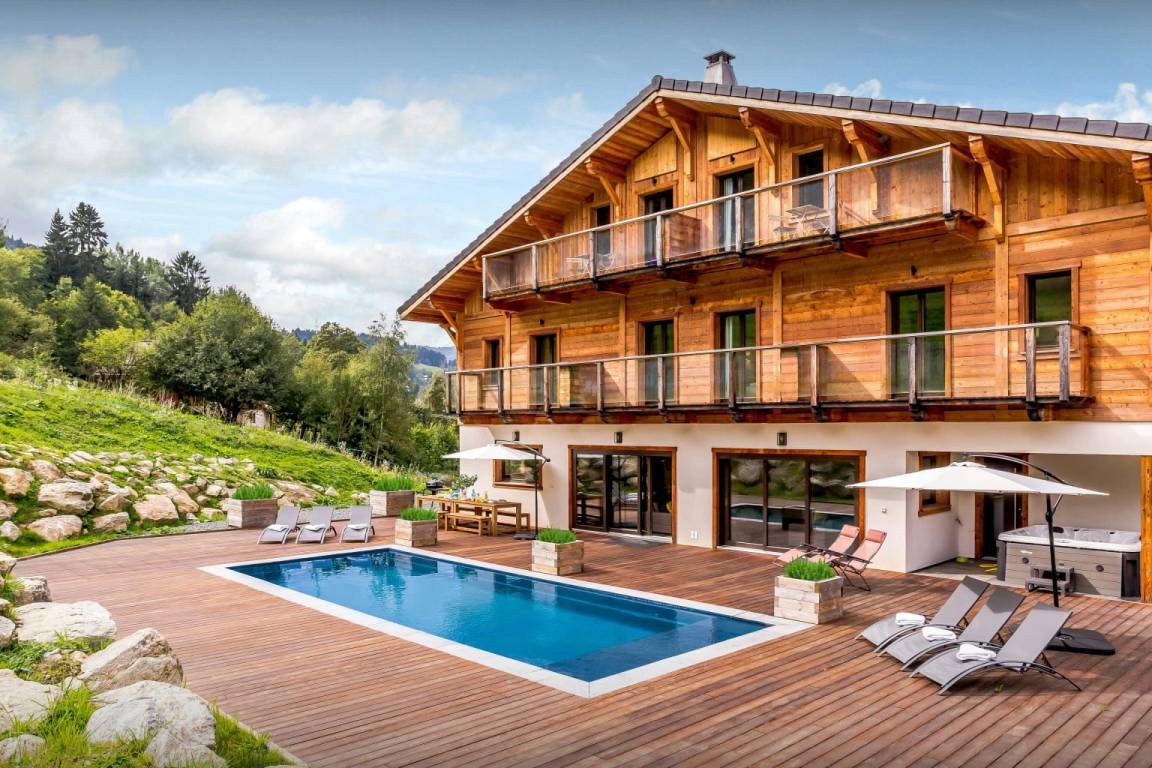 460 M² Chalet ∙ 7 Slaapkamers ∙ 14 Gasten - Megève