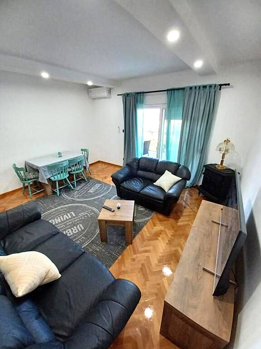 60 M² Apartment ∙ 2 Bedrooms ∙ 4 Guests - Senj