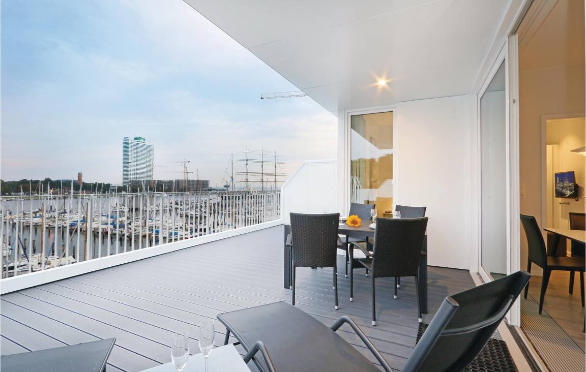 96 M² Apartment ∙ 2 Bedrooms ∙ 4 Guests - Lübeck