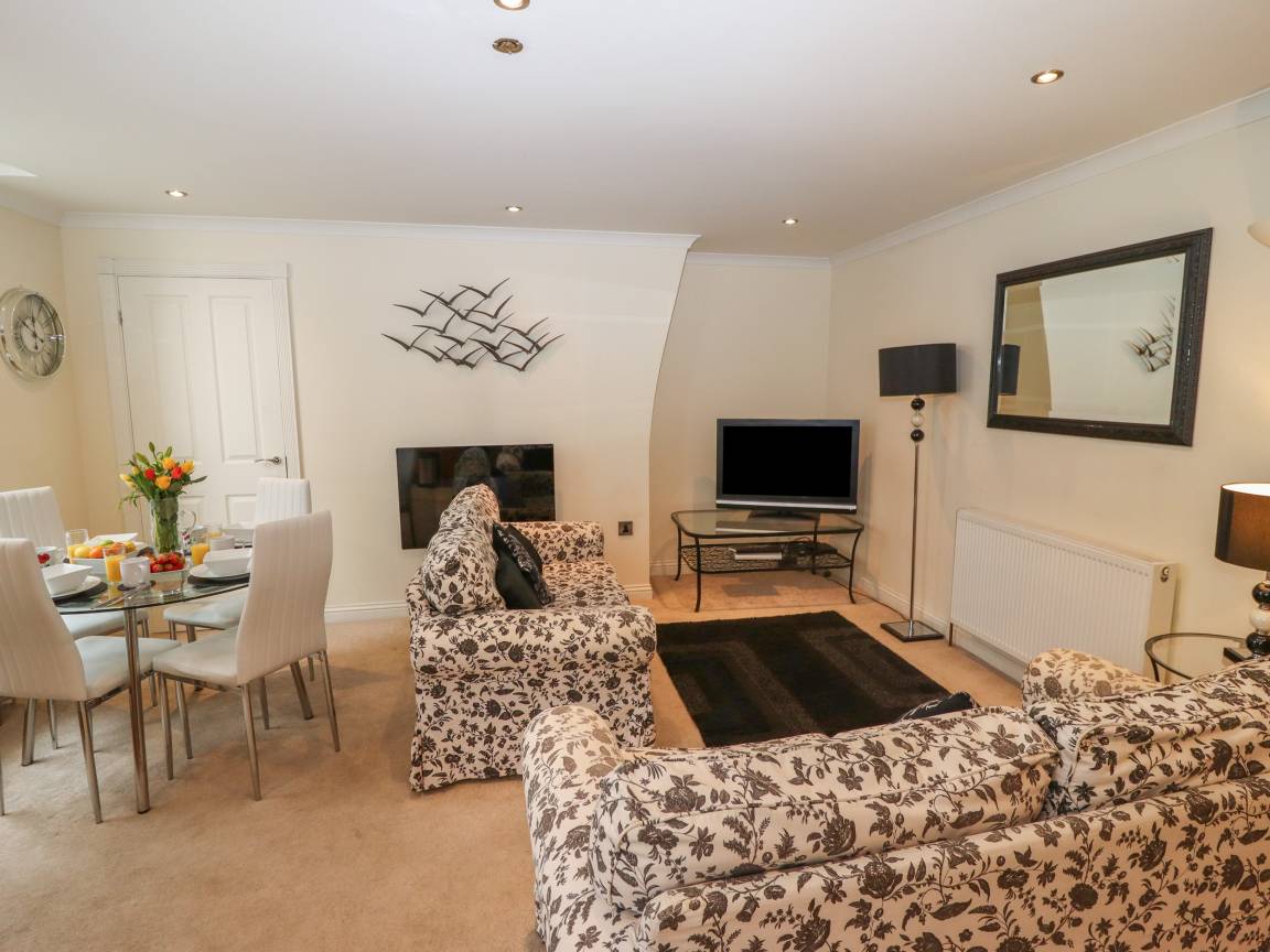 Cottage ∙ 2 Bedrooms ∙ 4 Guests - Whitby